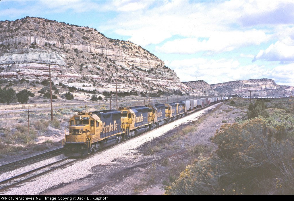 ATSF 3827 west bound trailer train,